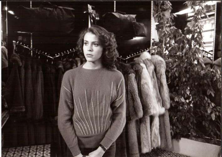 Press still from L'INDIC (1983)