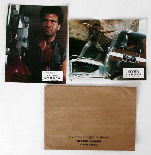8 photos d'exploitation du film ATOMIC CYBORG (1986)