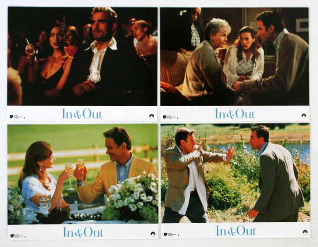 12 photos d'exploitation du film IN & OUT (1997)